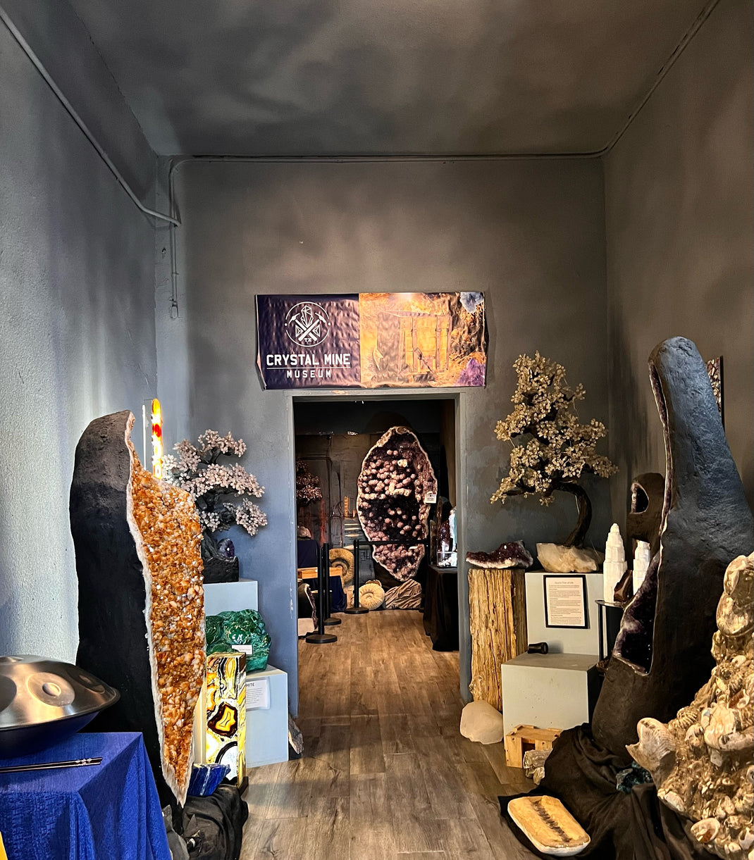 Crystal Gallery and Museum